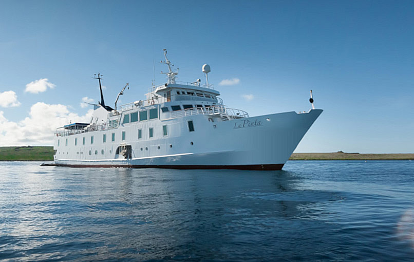 La Pinta Cruise Ship | GalapagosIslands.com